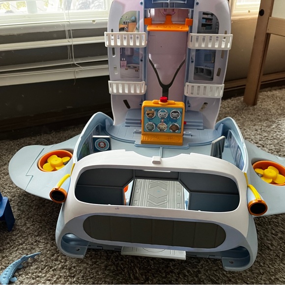 Toys | Octonauts Above Beyond Octoray Lights Sounds Transforming ...